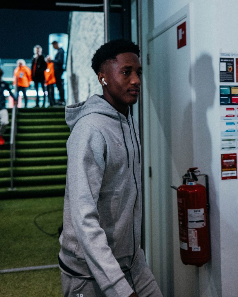 Demba Diop eindelijk in Waregem - Waregem1