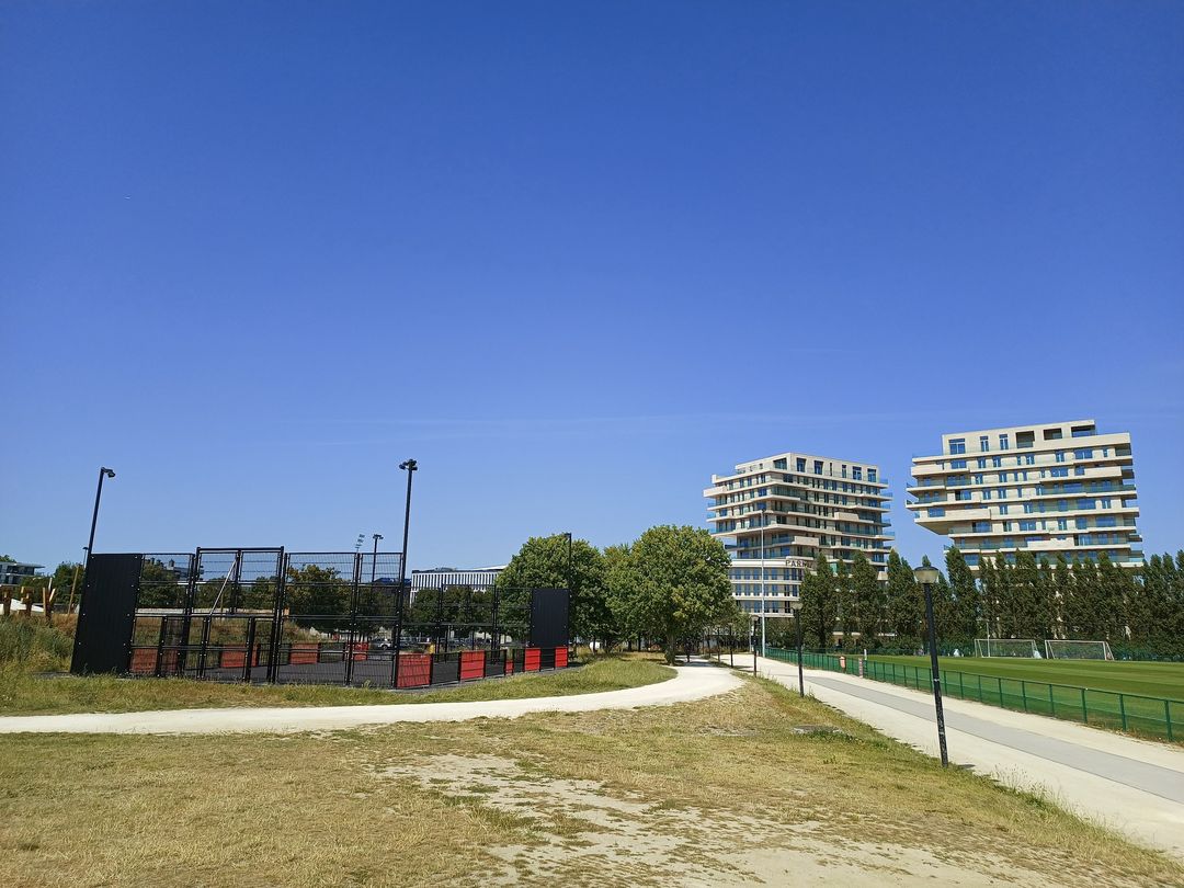 Lockers aan looppiste in Waregem - Waregem1